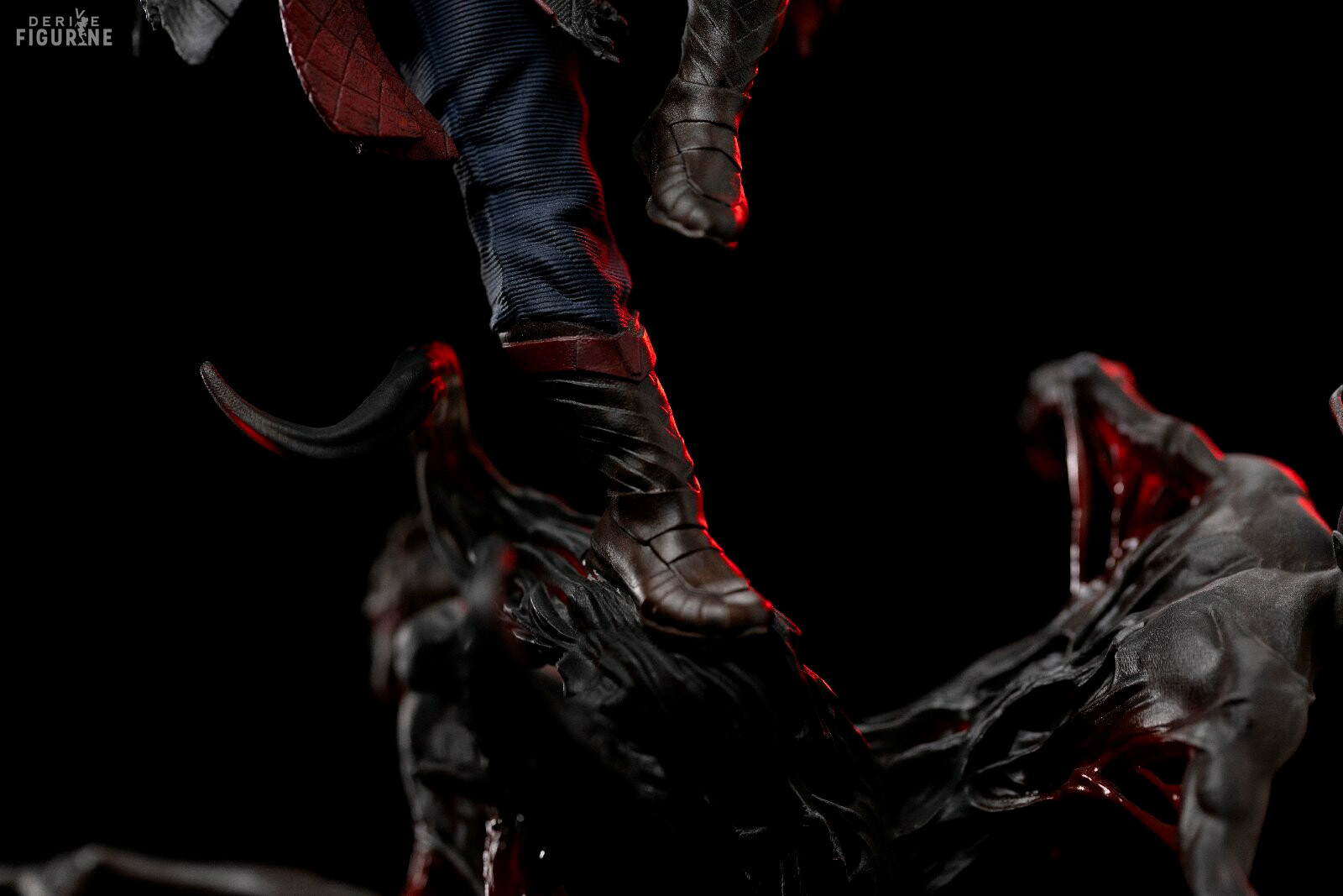 Dead Defender Strange figure Classic or Deluxe, Art Scale - Doctor ...