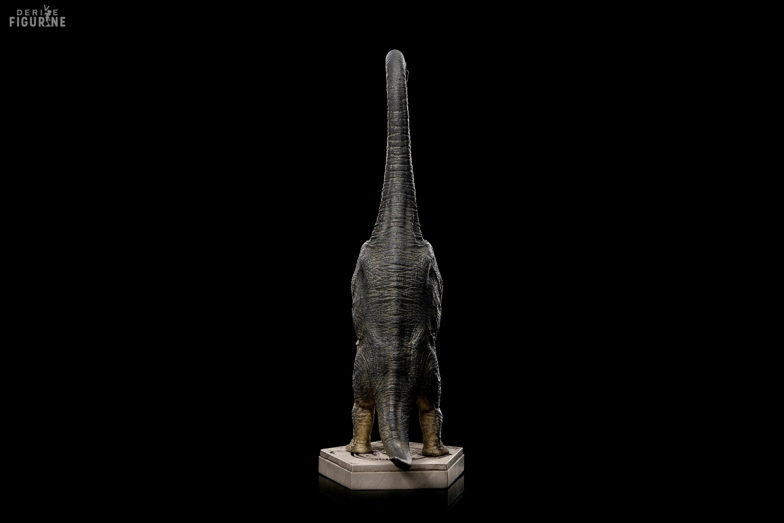 Blue, Velociraptor or Brachiosaurus figure - Jurassic Park - Iron Studios