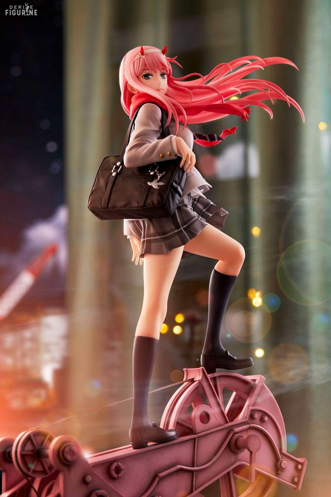 Zero Two, Version School Uniform figure - Darling in the Franxx - Aniplex