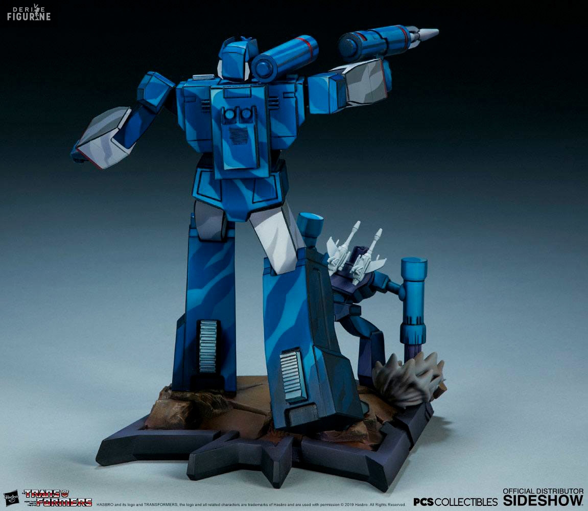 Soundwave, Classic Scale figure - Transformers - Pop Culture Shock ...