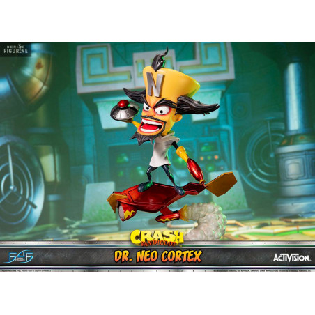 Dr. Neo Cortex figure - Crash Bandicoot 3 - First4Figures