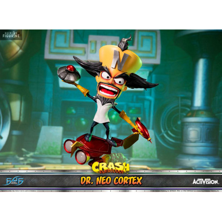 Dr. Neo Cortex figure - Crash Bandicoot 3 - First4Figures