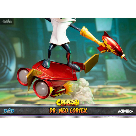 Dr. Neo Cortex figure - Crash Bandicoot 3 - First4Figures