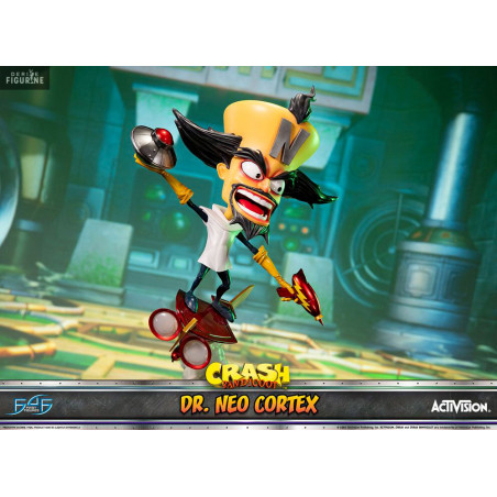 Dr. Neo Cortex figure - Crash Bandicoot 3 - First4Figures